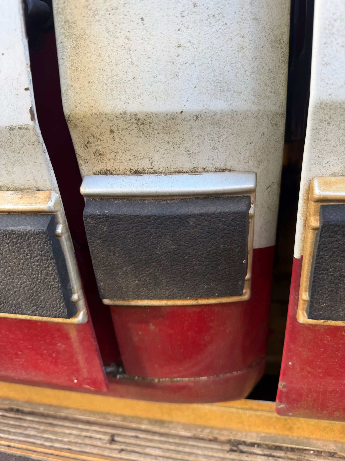 Cab Driver Side LE Body Molding Trim 89-90 Dodge Ram First Gen Cummins ...