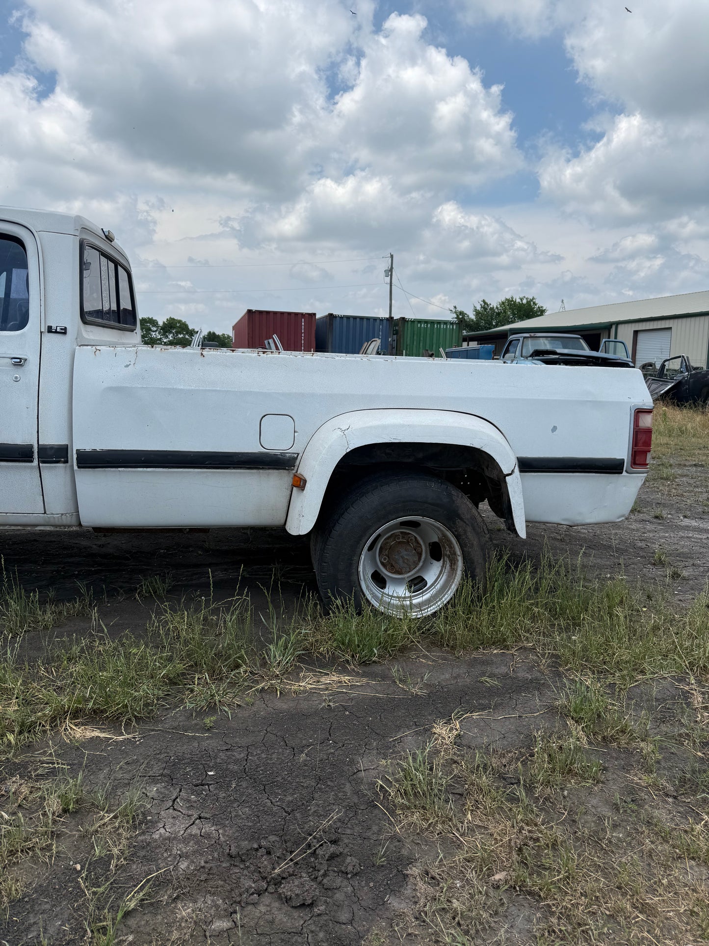 Z White Dually Bed – KeepRTuned