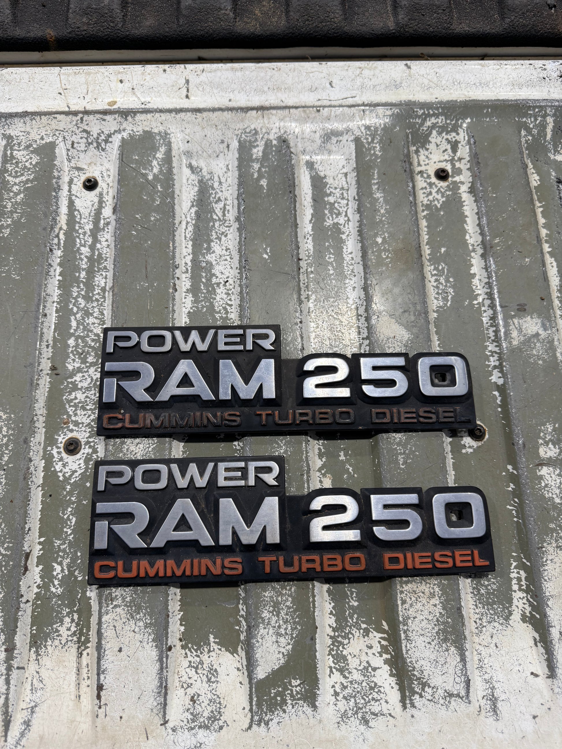 Emblems Power Ram 250 Set 4wd 91-93 Cummins – KeepRTuned