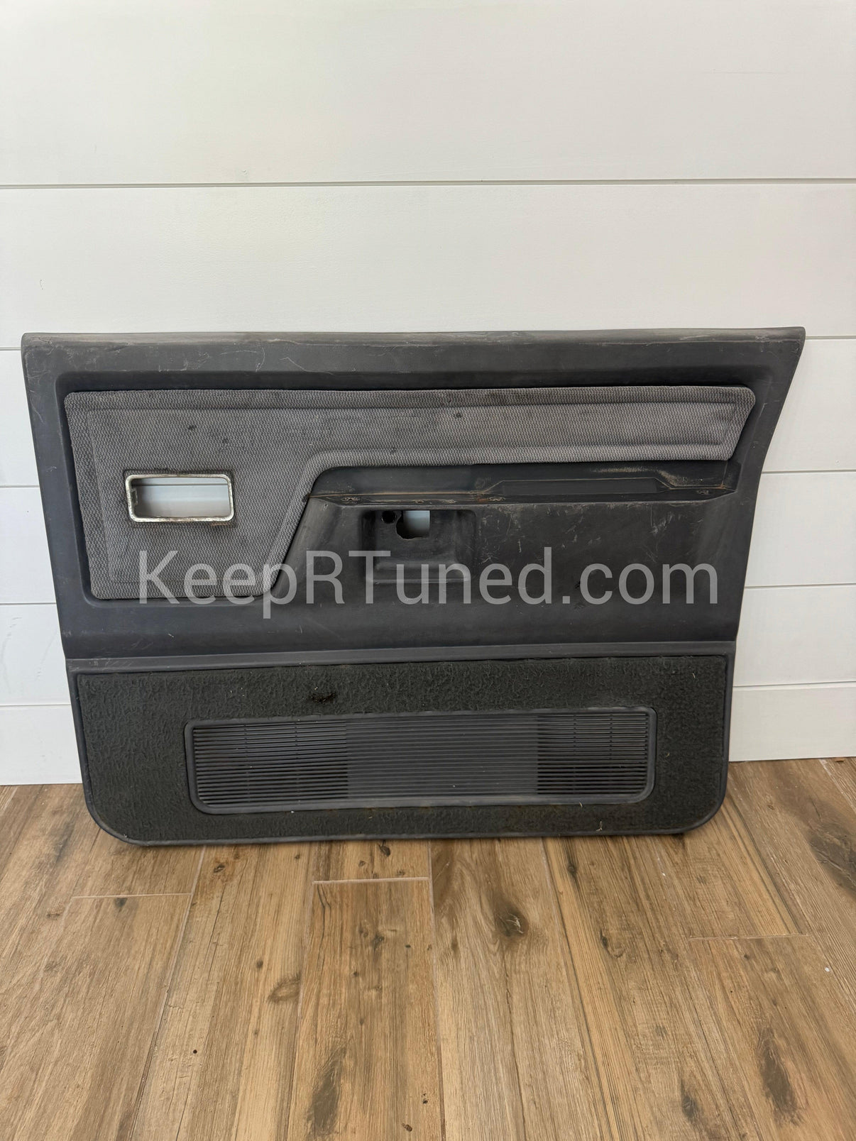 Door Panel Grey Passenger Automatic (Stock Picture) – KeepRTuned