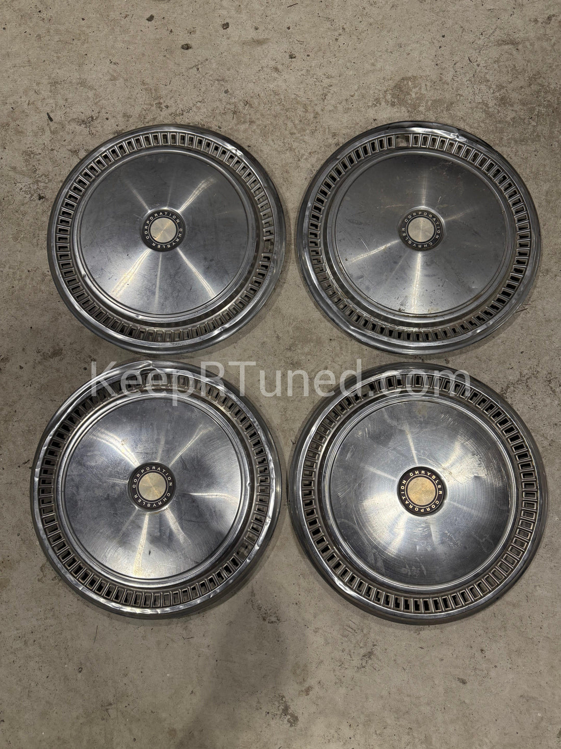 Hubcap Set 89-90 Cummins Chrysler Corporation – KeepRTuned