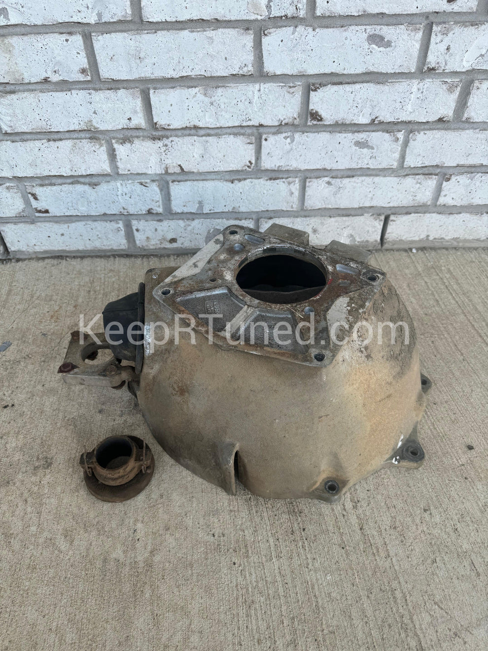 Getrag 5 Speed Bell Housing, Clutch Fork And Retainer – KeepRTuned