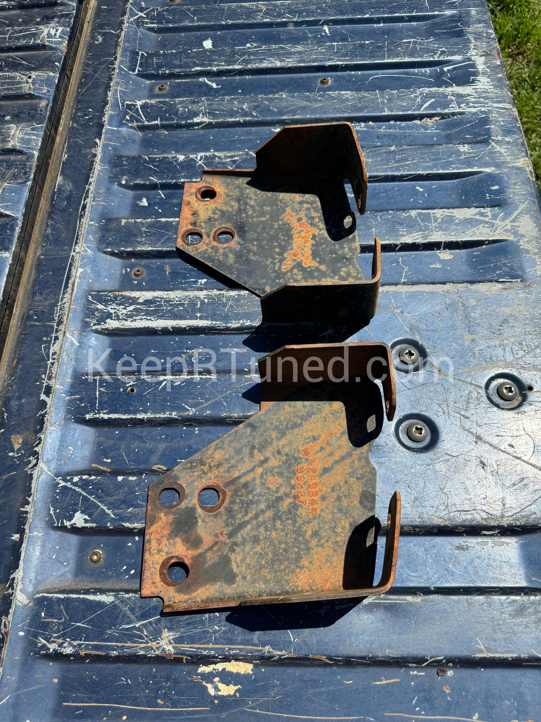Front Bumper Brackets 89-91 Pair – KeepRTuned