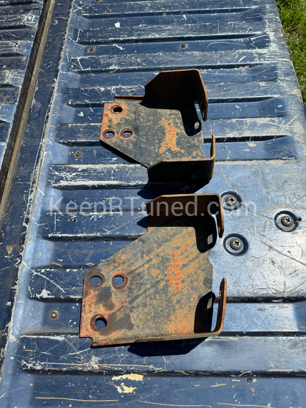 Front Bumper Brackets 89-91 Pair – KeepRTuned
