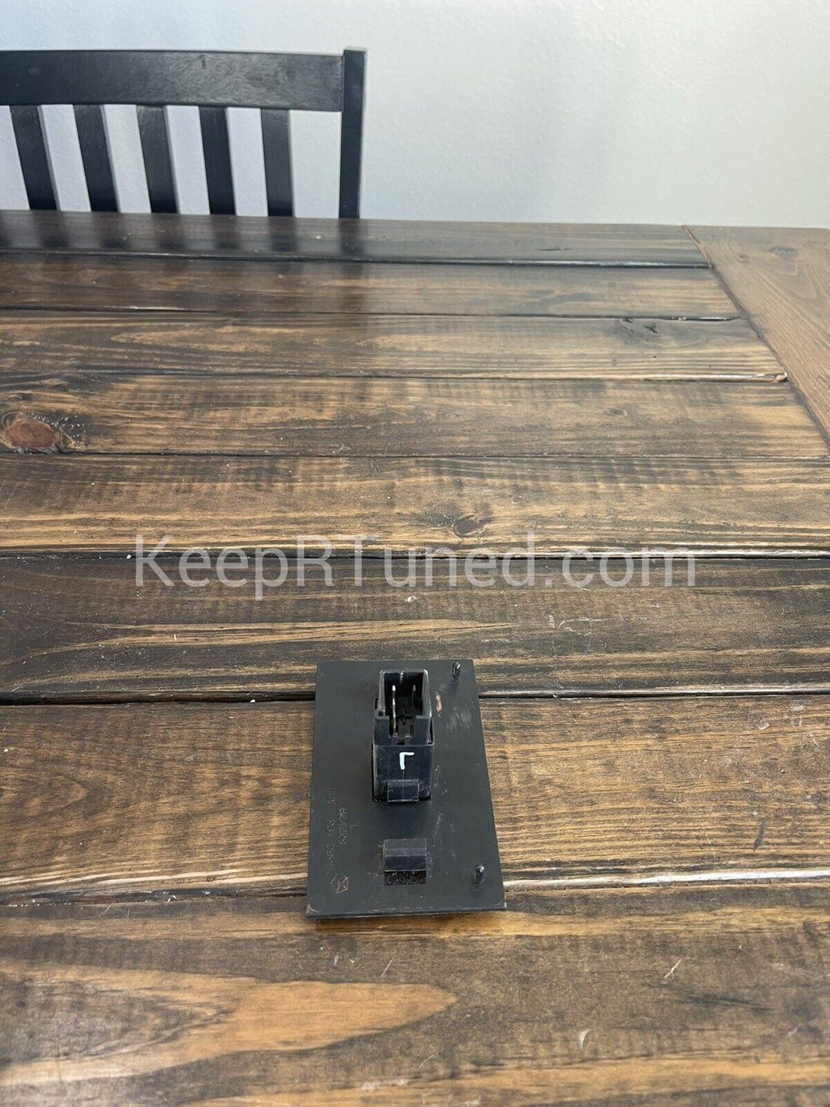 Cargo Light Switch (Manual Truck) 89-91 Plug – KeepRTuned